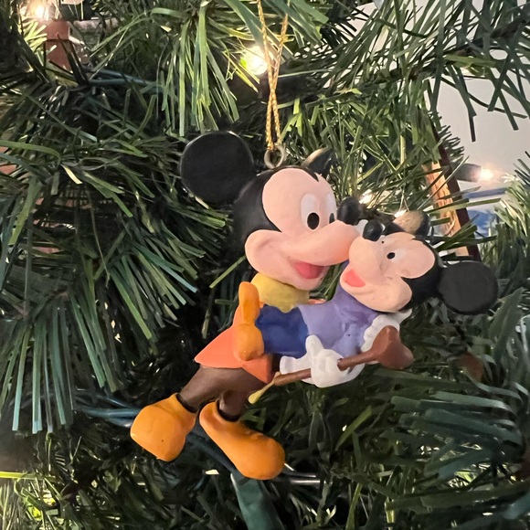 Disney | Holiday | Disney Christmas Carol Mickey Mouse And Tiny Tim ...